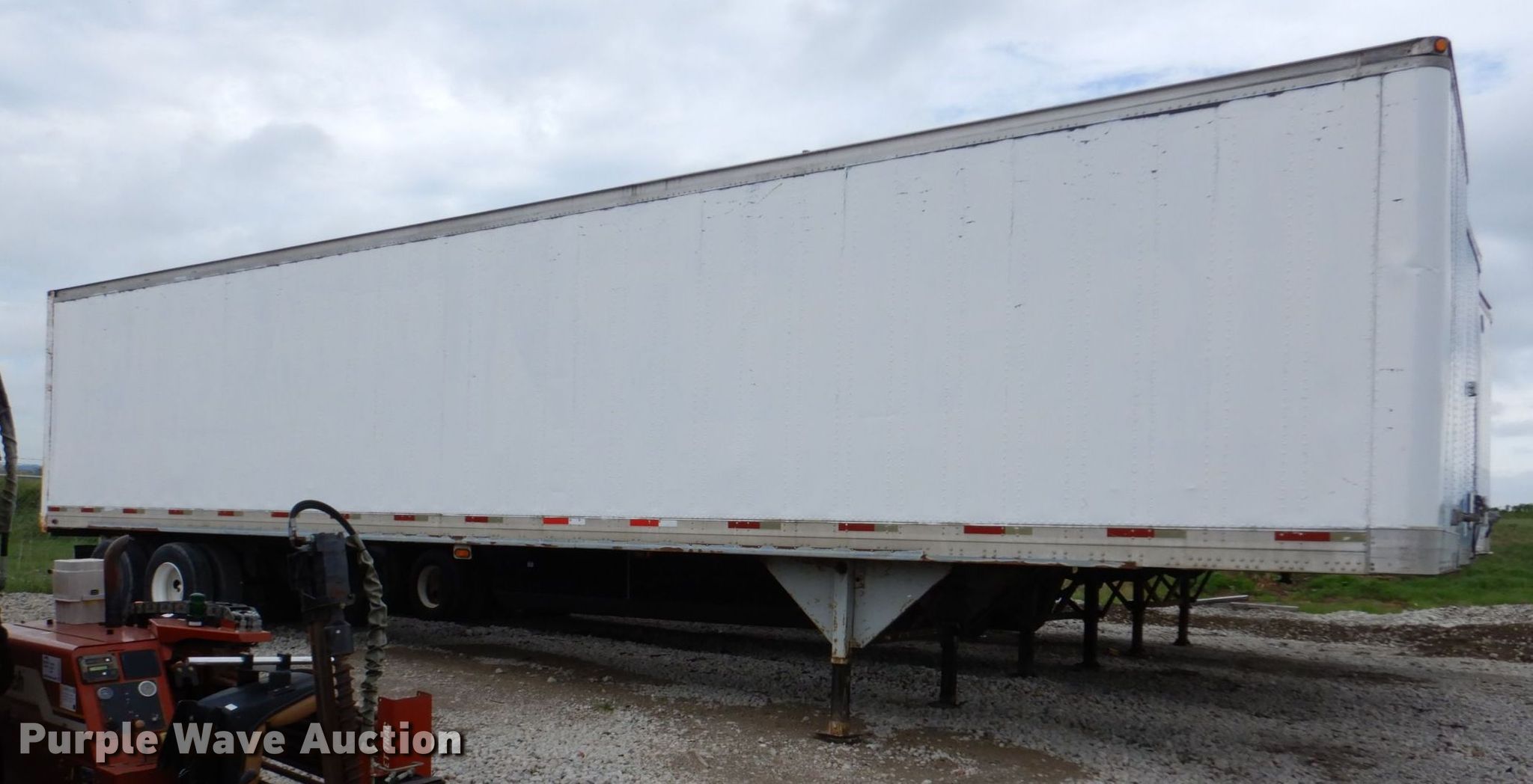 1998 Trailmobile Inc. 01AA-1UAL dry van trailer in Crescent, IA | Item ...