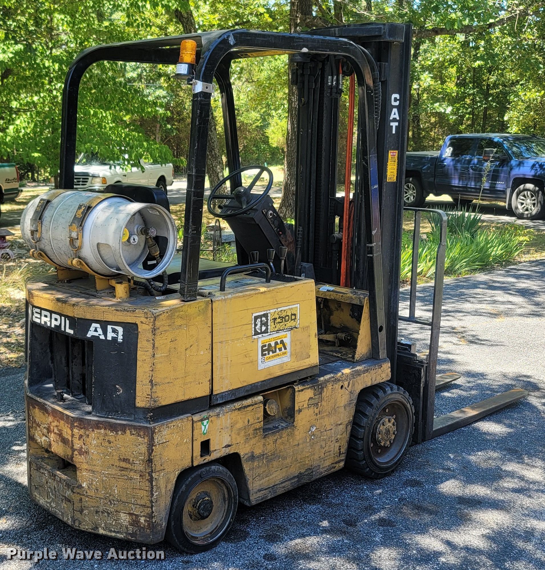 Caterpillar T30D forklift in Springfield, MO | Item LF9217 sold ...