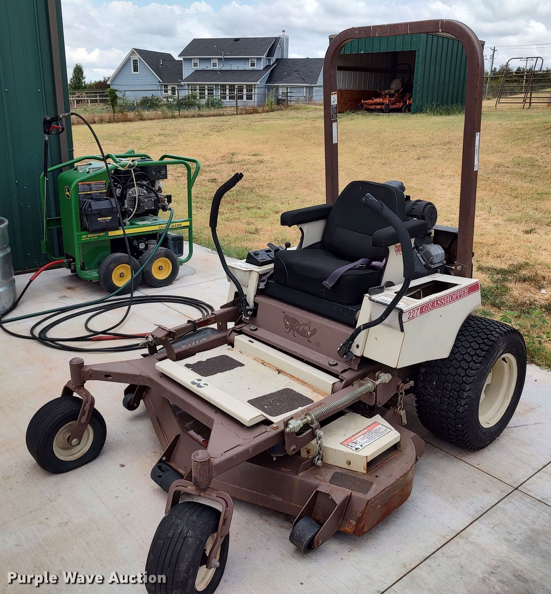 Grasshopper 227 ZTR lawn mower in Norman, OK | Item LK9014 sold ...