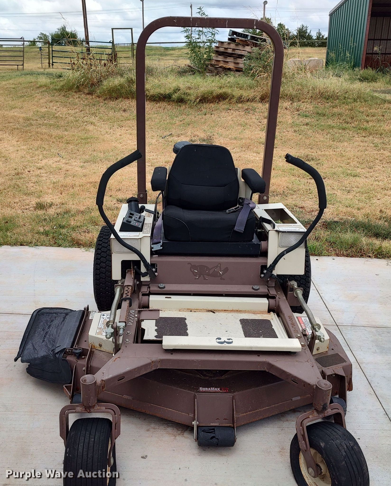 Grasshopper 227 ZTR lawn mower in Norman, OK | Item LK9014 sold ...