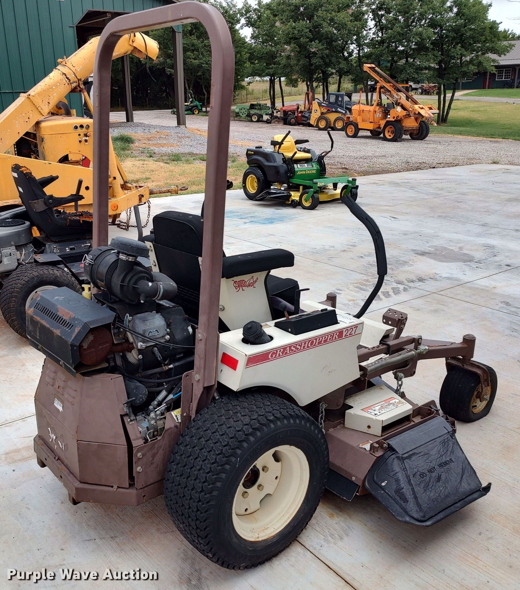 Grasshopper 227 ZTR lawn mower in Norman, OK | Item LK9014 sold ...