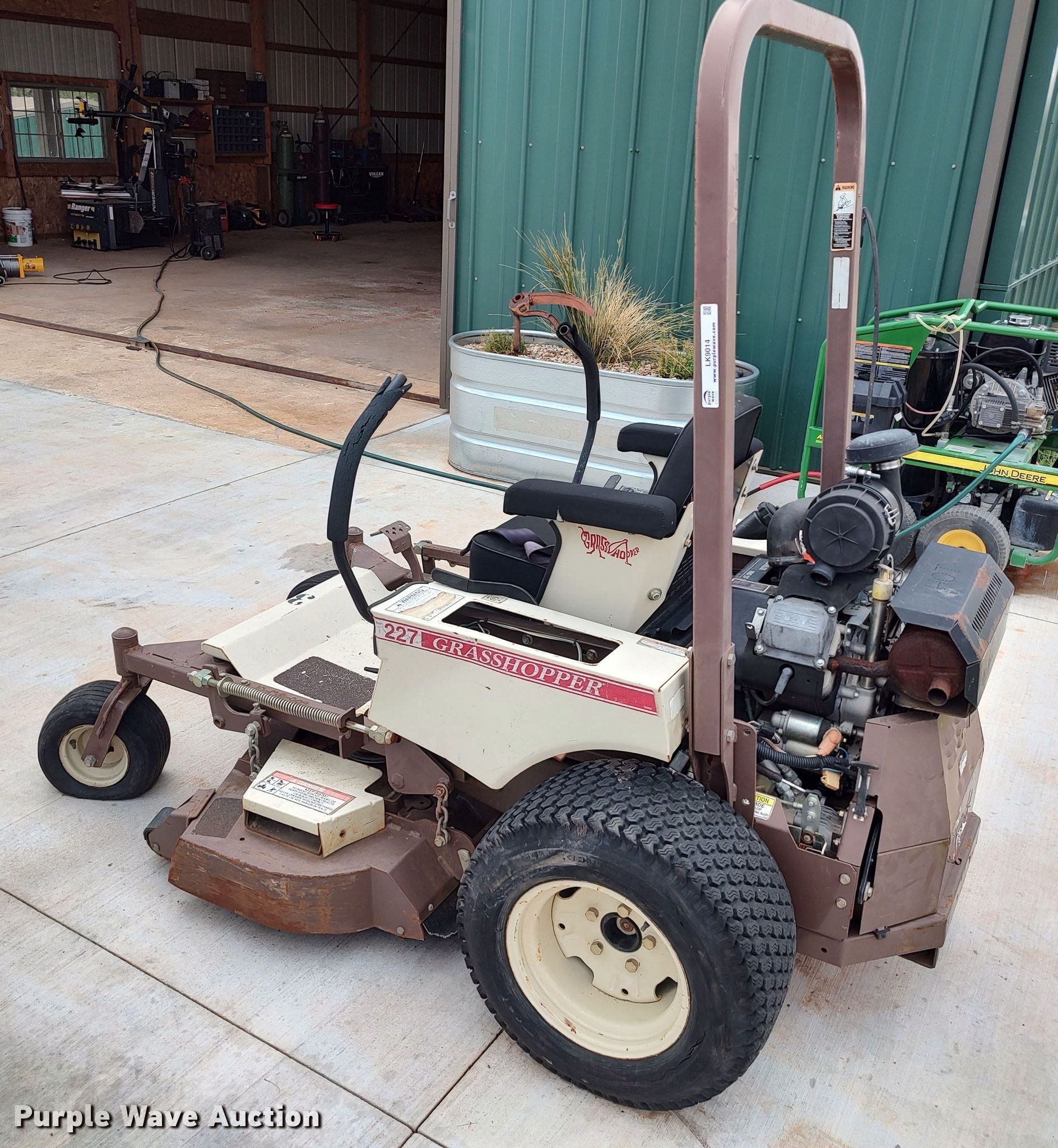 Grasshopper 227 ZTR lawn mower in Norman, OK | Item LK9014 sold ...
