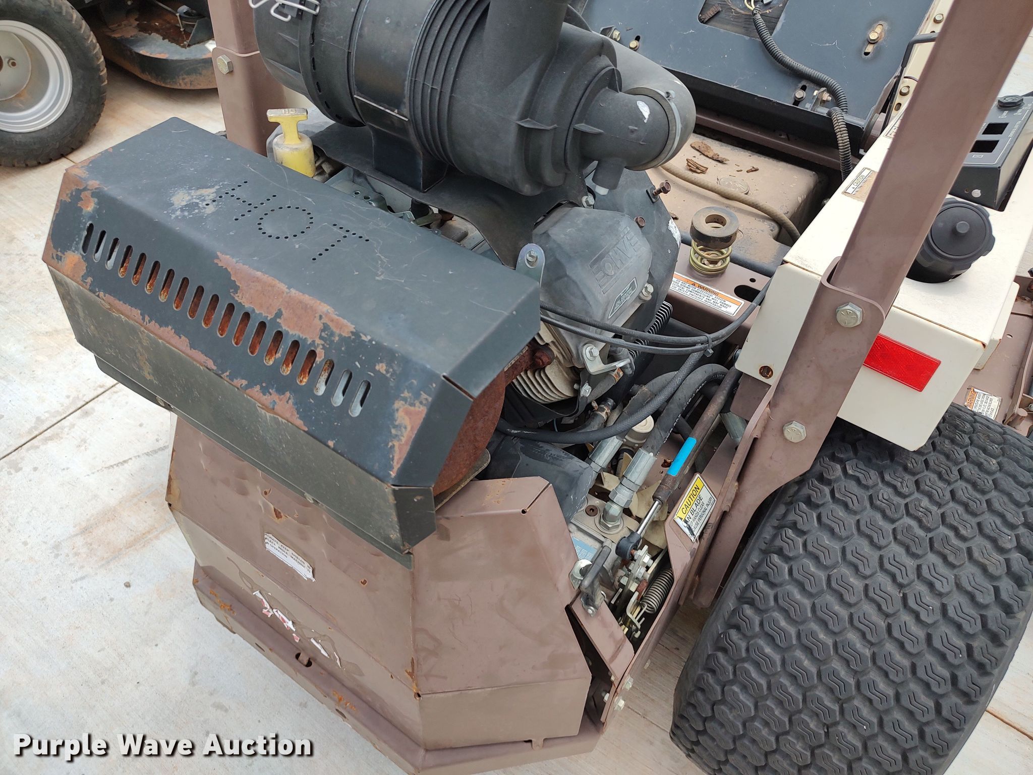 Grasshopper 227 ZTR lawn mower in Norman, OK | Item LK9014 sold ...
