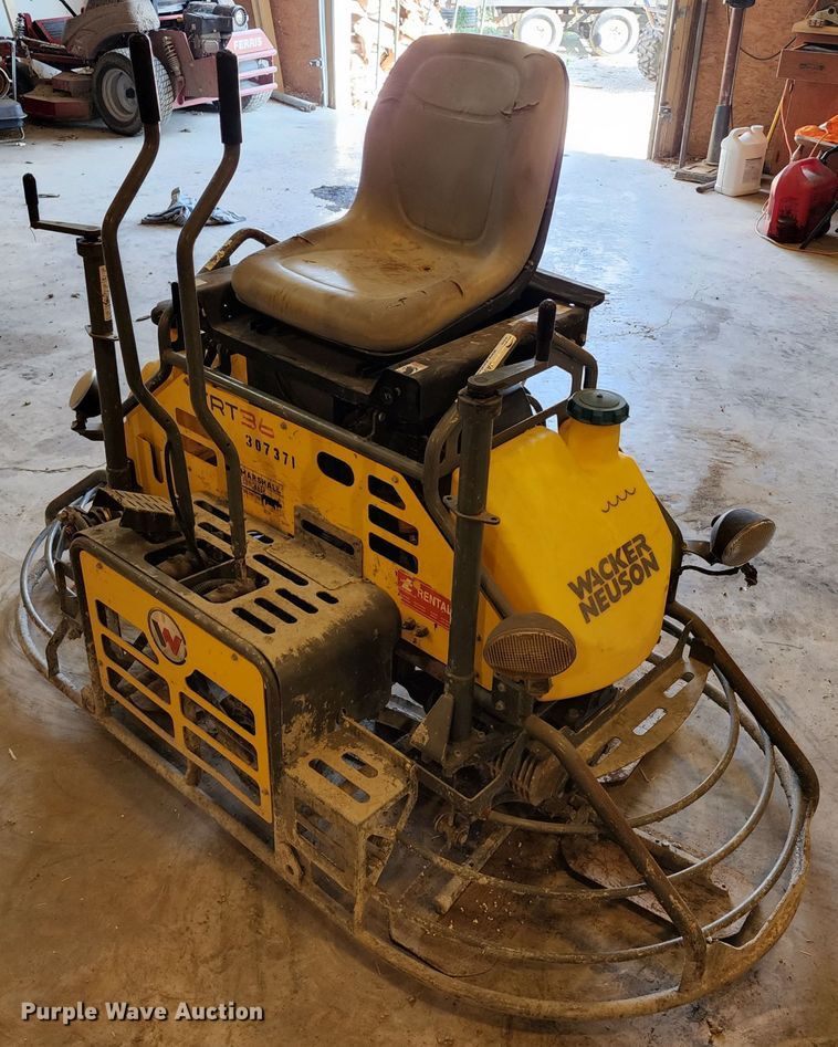 Wacker Neuson CRT36 power trowel in Pleasant Hill, MO | Item JA9890 ...