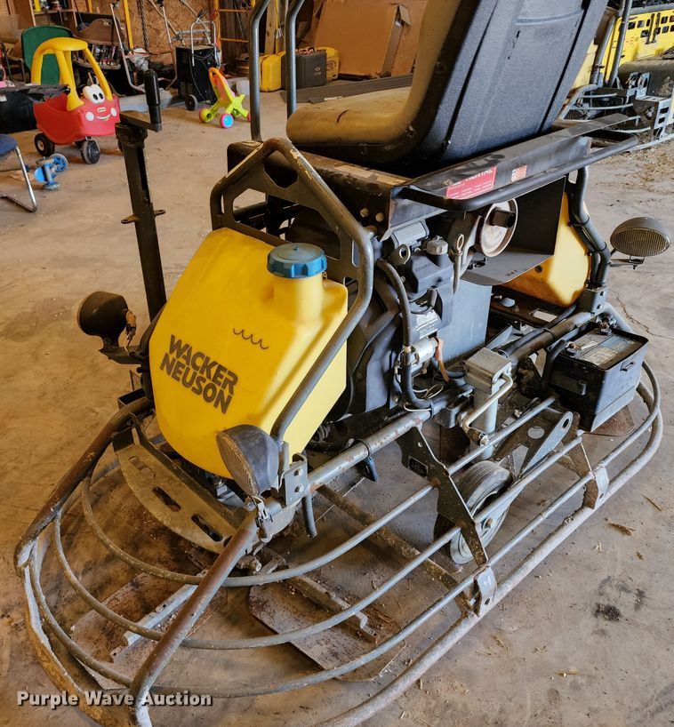 Wacker Neuson CRT36 power trowel in Pleasant Hill, MO | Item JA9890 ...
