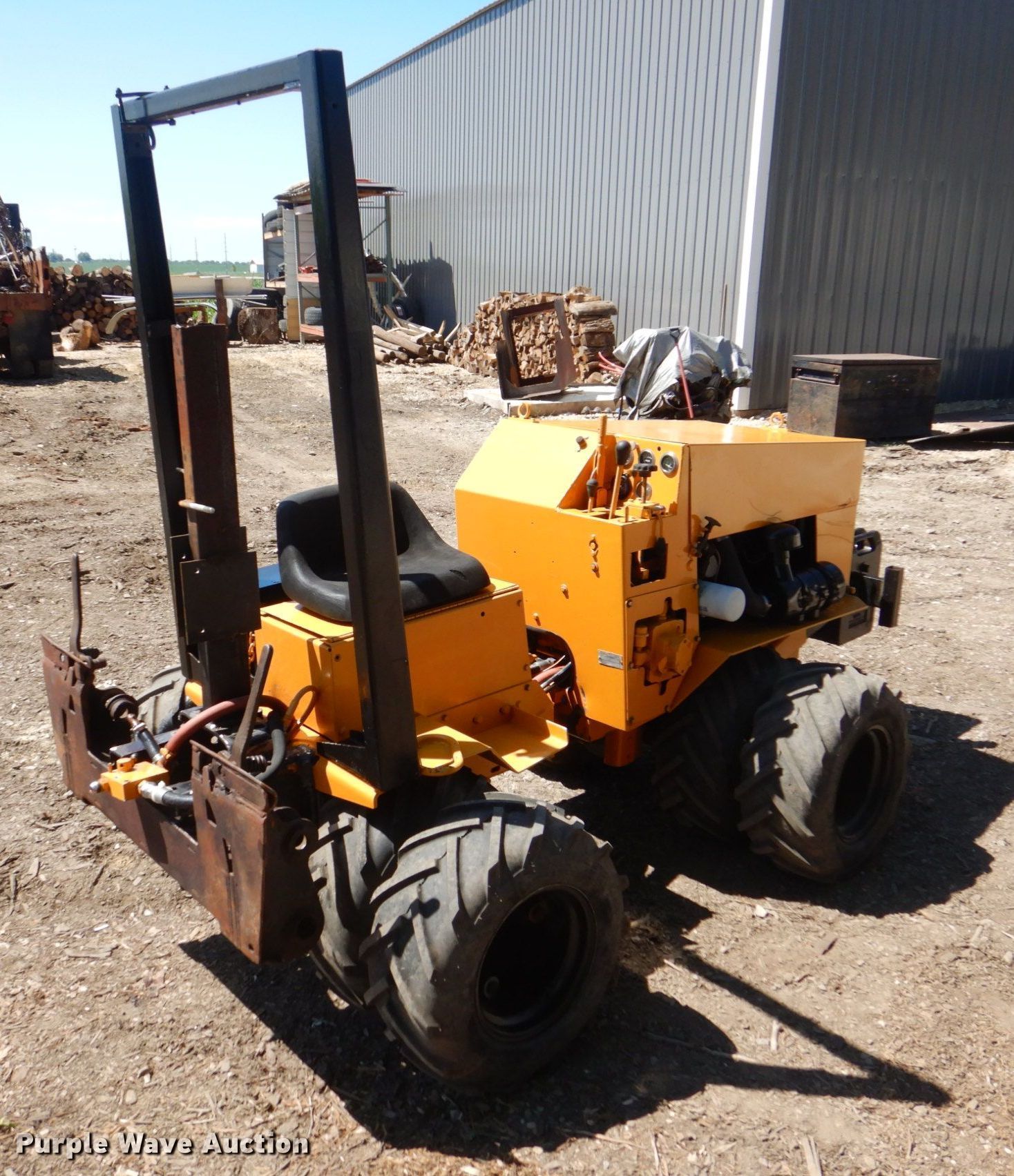 1981 Case Maxi Sneaker trencher in Ryan, IA | Item MF9137 sold | Purple ...