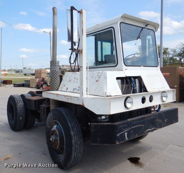 Capacity TJ5000 yard truck in Mount Pleasant, IA | Item DS8109 sold ...