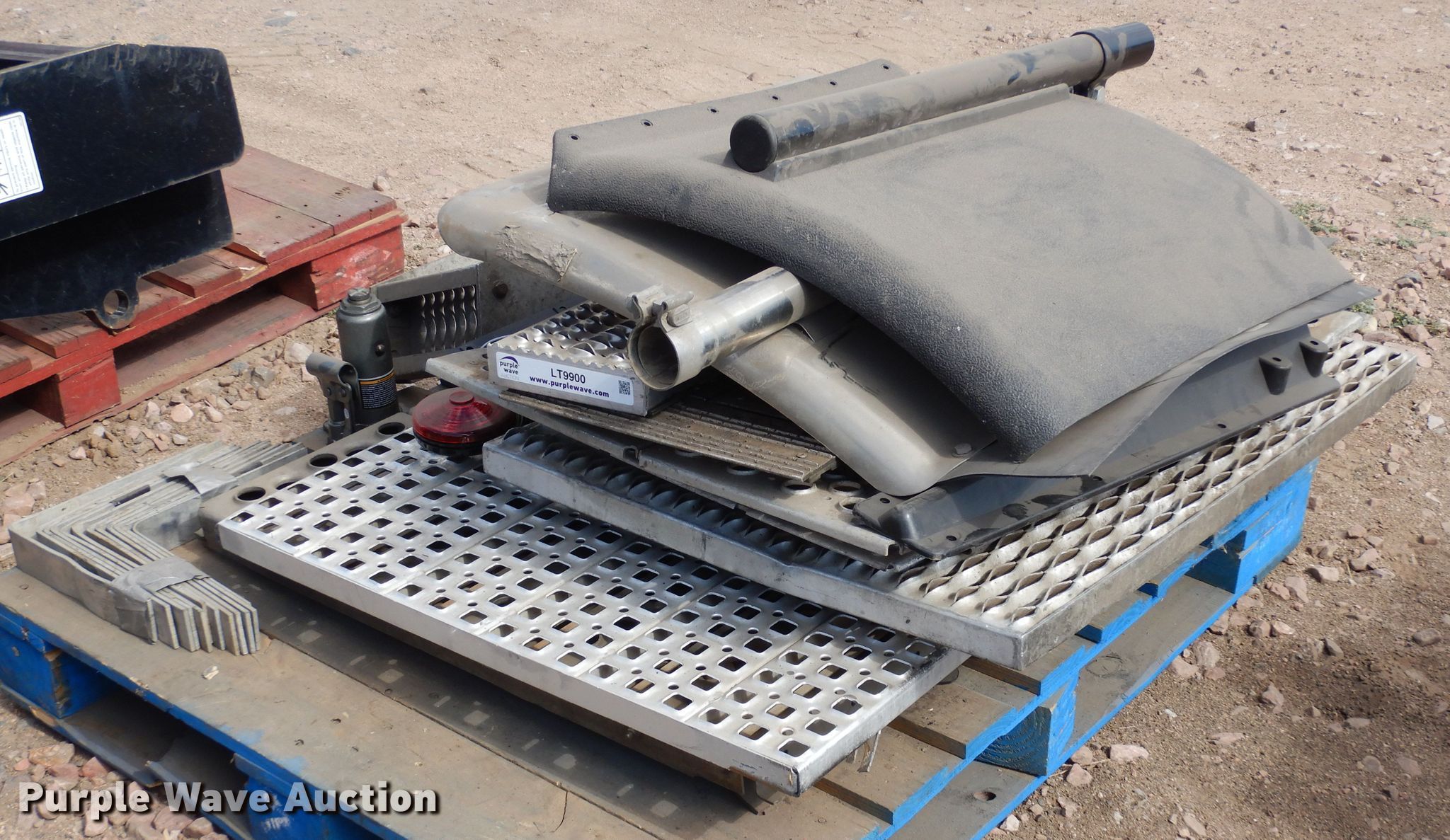 Truck parts in Brighton, CO | Item LT9900 sold | Purple Wave