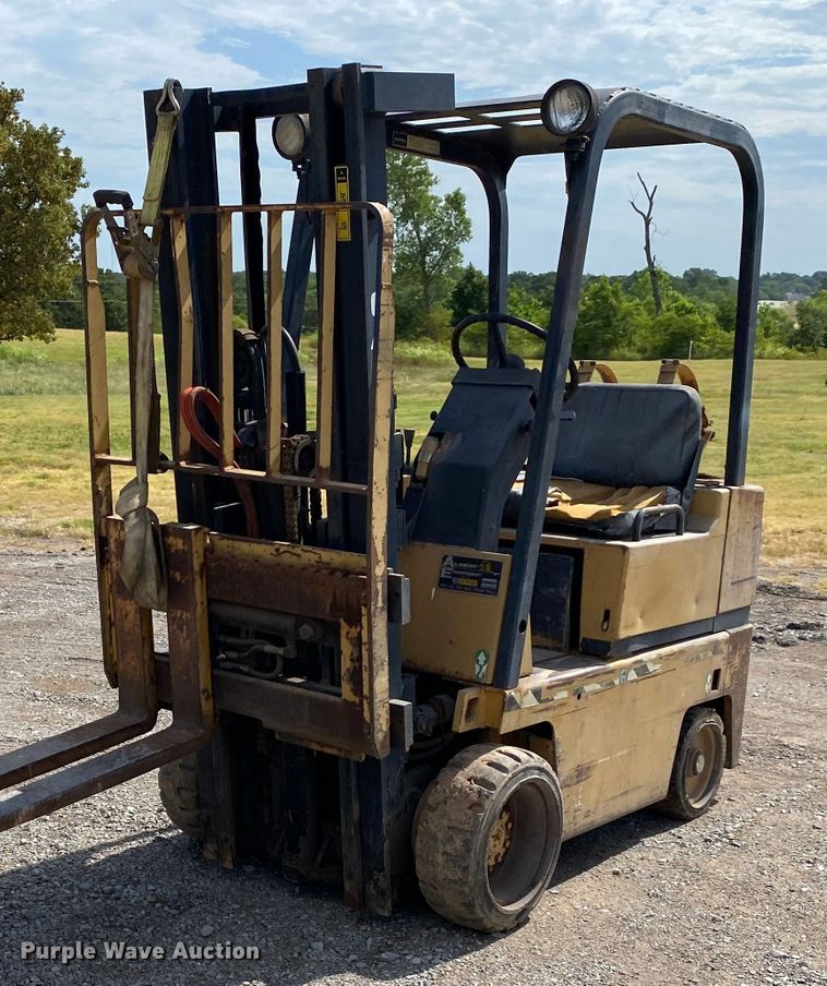 Caterpillar T30D forklift in Cushing, OK | Item DK6269 sold | Purple Wave