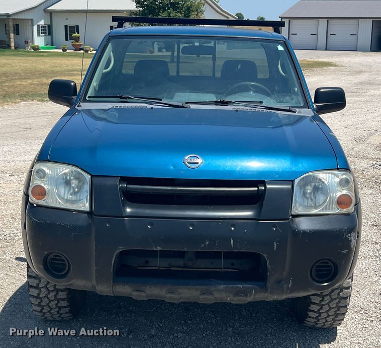 2002 Nissan Frontier King Cab flatbed pickup truck in Independence, KS ...