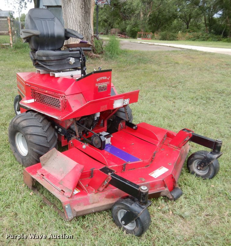 Zipper TS20 ZTR lawn mower in Cedar Point, KS | Item KS9798 sold ...