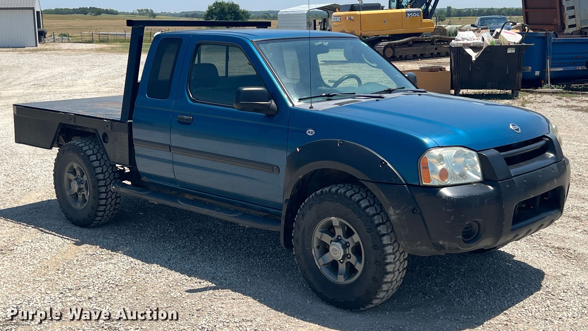 2002 Nissan Frontier King Cab flatbed pickup truck in Independence, KS ...