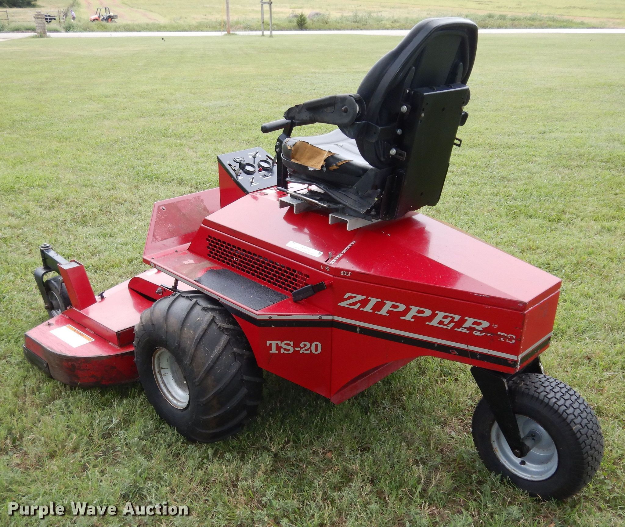 Zipper TS20 ZTR lawn mower in Cedar Point, KS | Item KS9798 sold ...