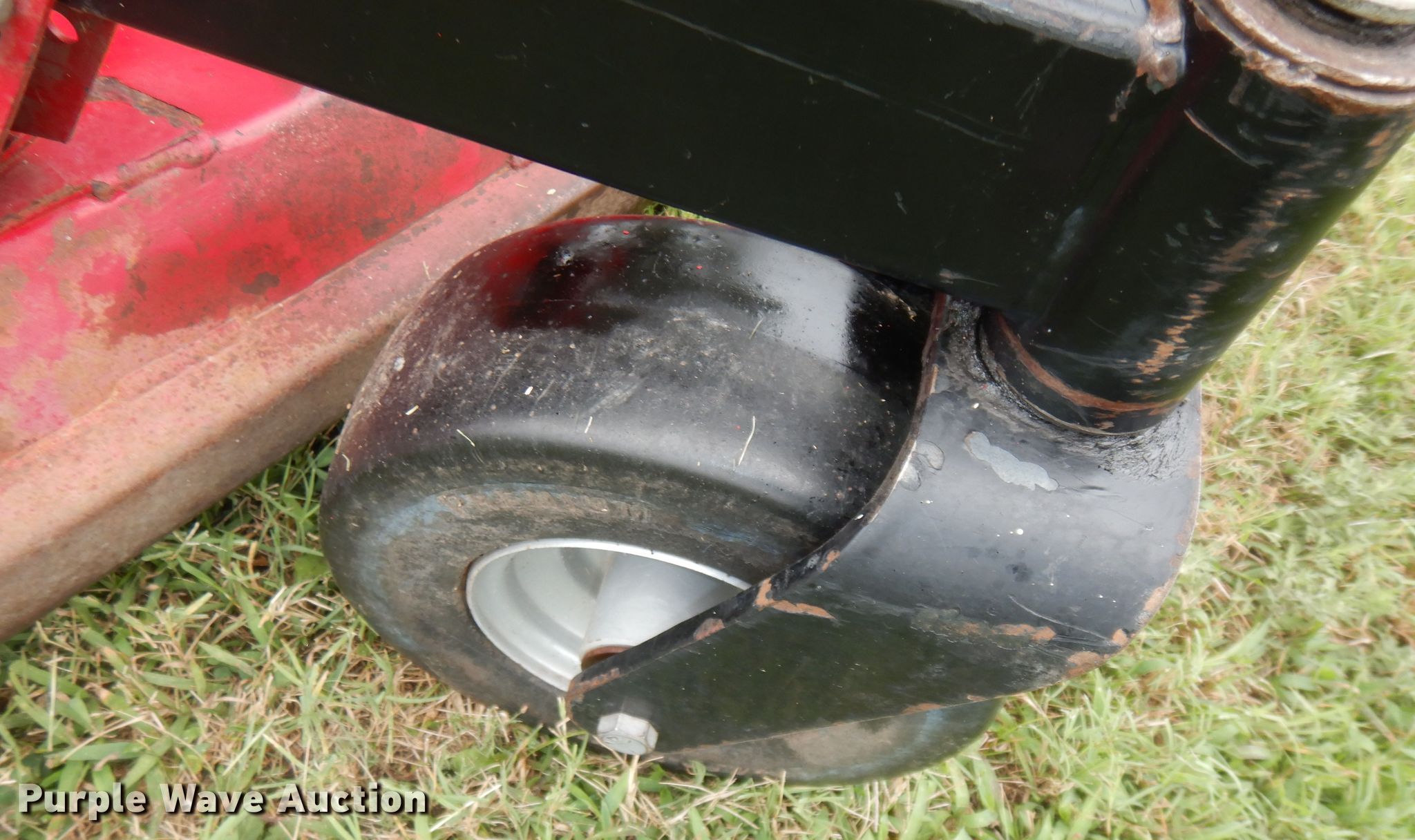 Zipper TS20 ZTR lawn mower in Cedar Point, KS | Item KS9798 sold ...