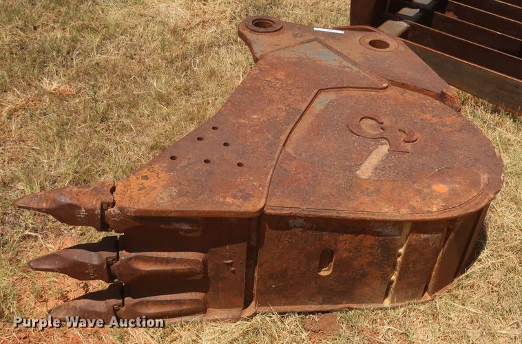 CP Paladin Hitachi ZX 330 excavator bucket in Goldsby, OK | Item JR9436 ...