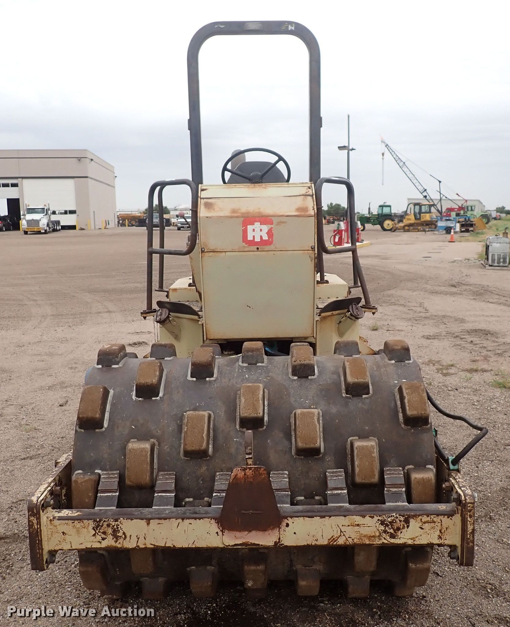 1993 Ingersoll Rand SD-40F single drum vibratory roller in Wichita, KS ...