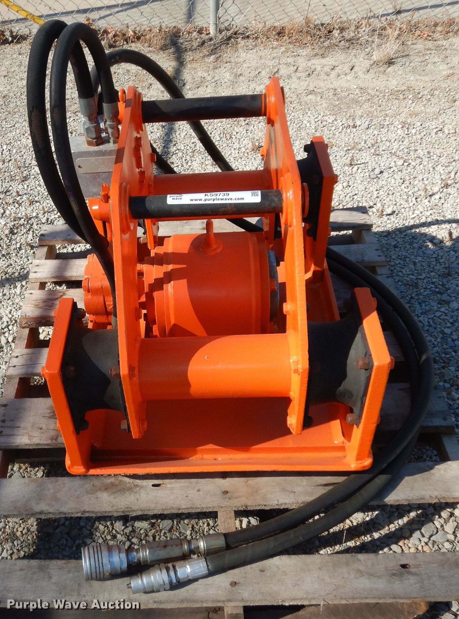 Stanley HS6000 plate compactor in Topeka, KS | Item KS9739 sold ...