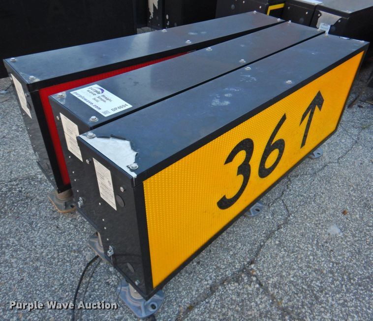 (3) ADB Safegate runway signs in Gardner, KS | Item DP4694 sold ...