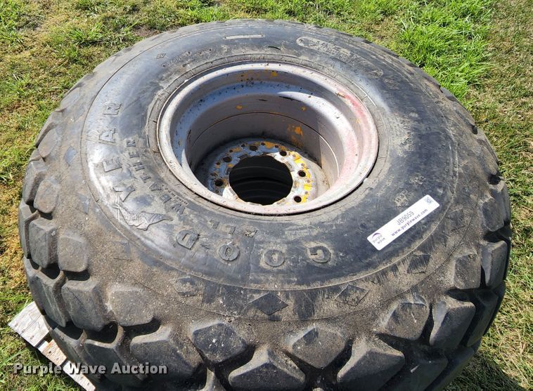 (2) Goodyear 18.4-16.1 turf tires in Pleasant Hill, MO | Item JB9059 ...