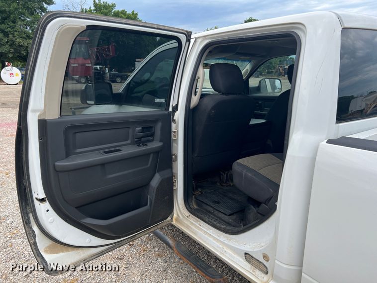 2011 Dodge Ram 2500 Crew Cab pickup truck in Hepler, KS | Item JX9391 ...