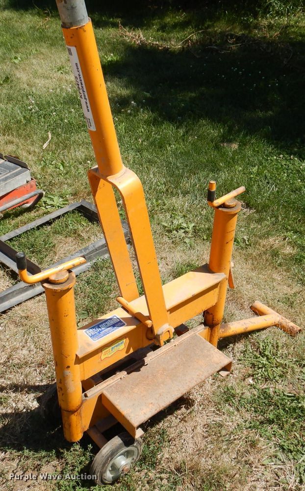 PaveTech Probst paver cutter in Allison, IA | Item KP9475 sold | Purple ...