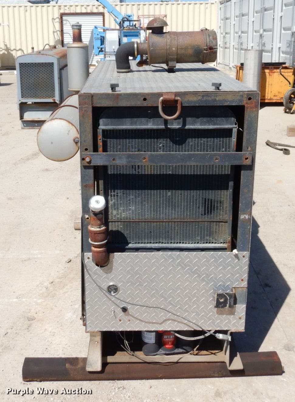 International generator in Topeka, KS | Item DS1320 sold | Purple Wave