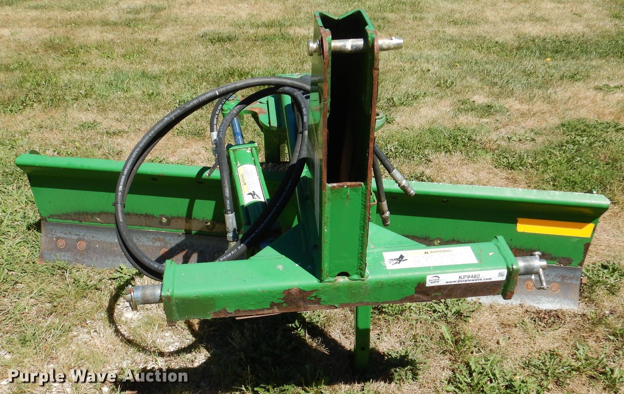 Frontier RB2172H blade in Allison, IA | Item KP9480 sold | Purple Wave