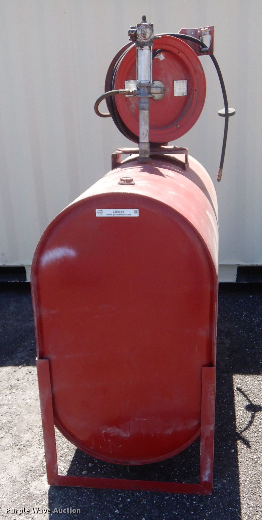 Buffalo Tank Company hydraulic oil tank in Stockton, KS | Item LB9813 ...
