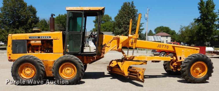 John Deere 770 motor grader in Allison, IA | Item DK2023 sold | Purple Wave