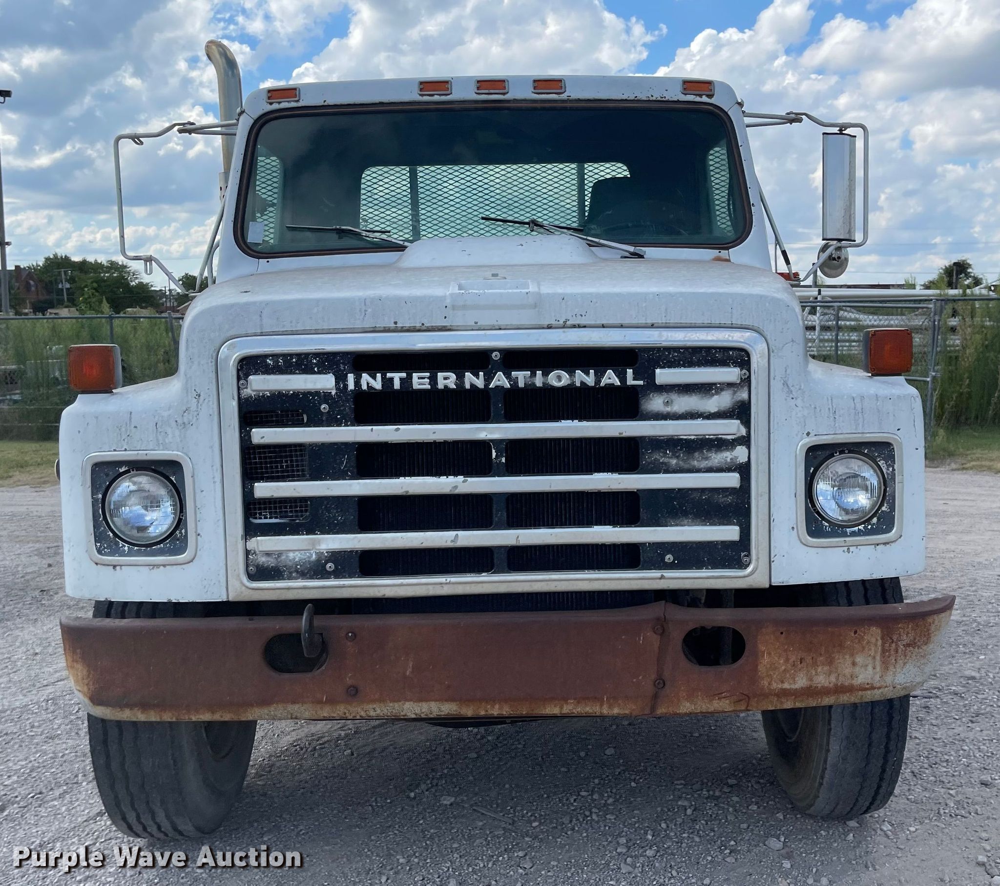 1983 International S1954 flatbed truck in Salina, KS | Item MU9063 sold ...