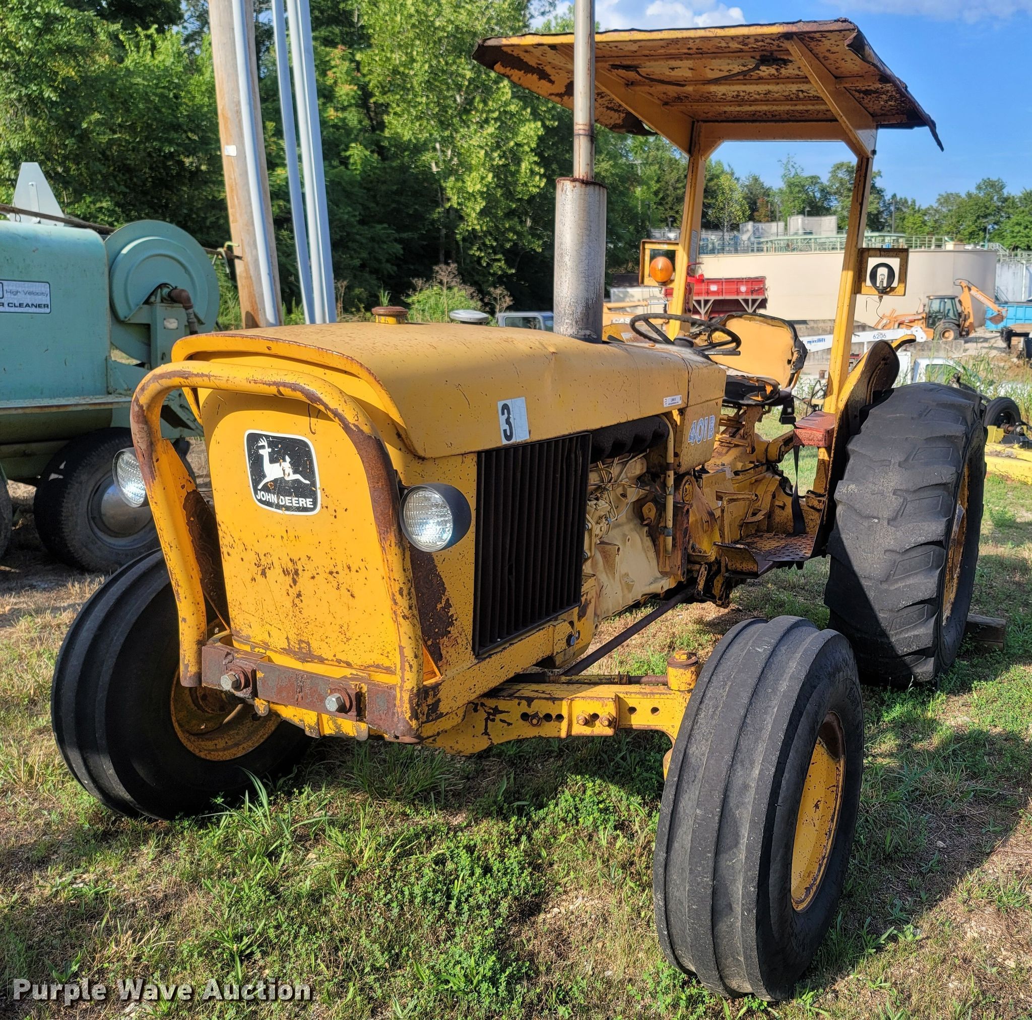 John Deere 401B tractor in Holiday Island, AR | Item LM9618 sold ...