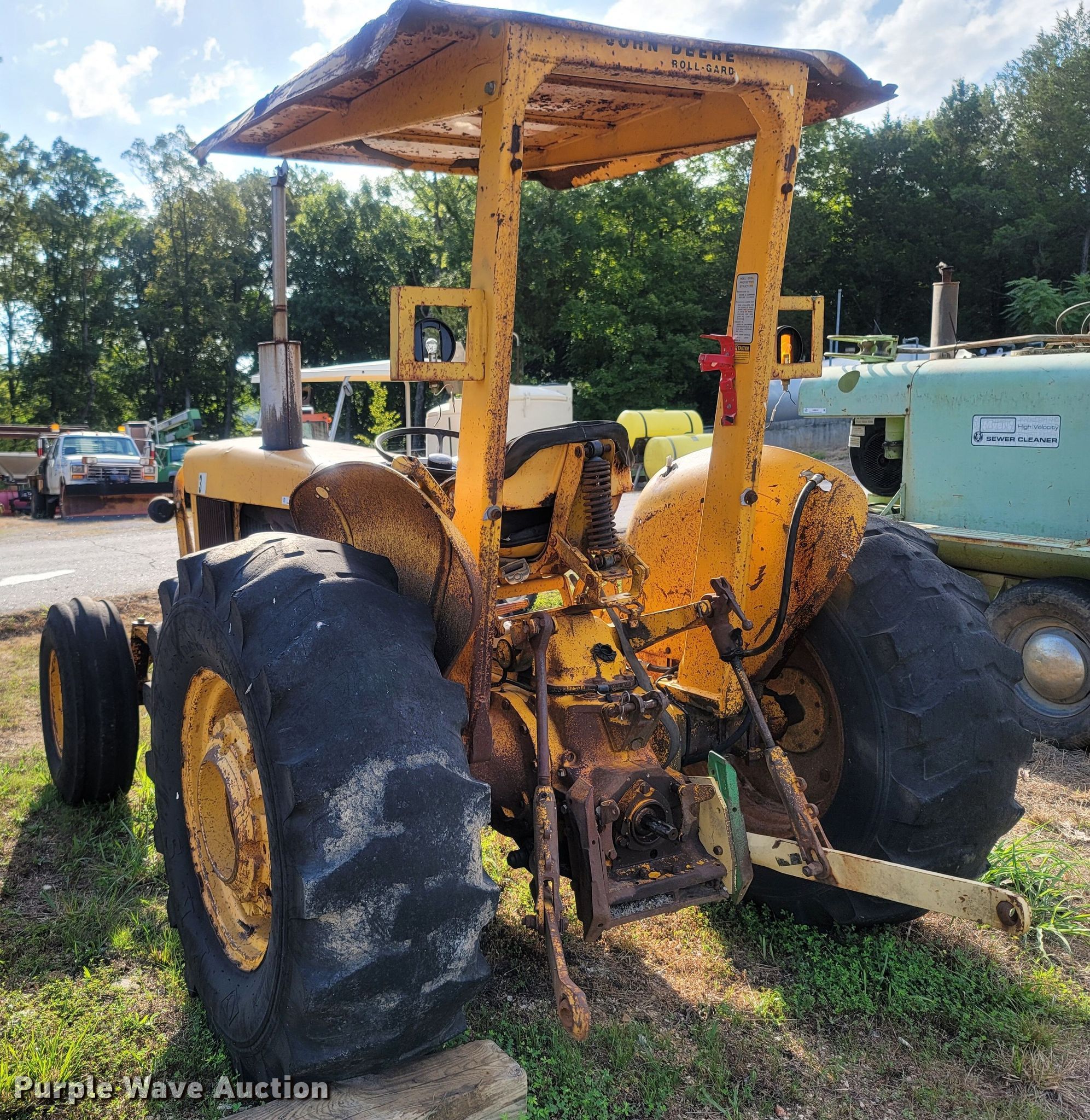 John Deere 401B tractor in Holiday Island, AR | Item LM9618 sold ...