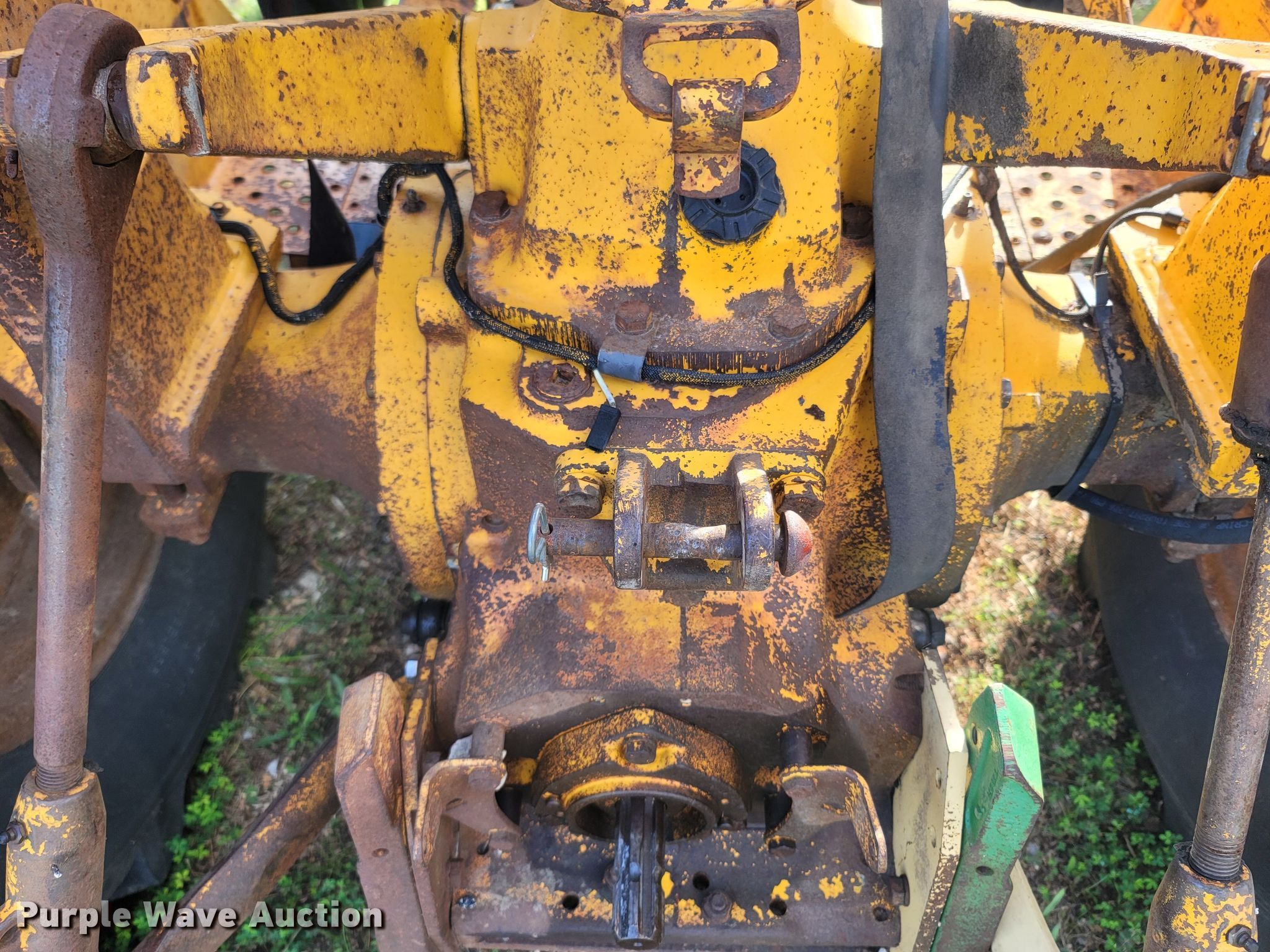 John Deere 401B tractor in Holiday Island, AR | Item LM9618 sold ...