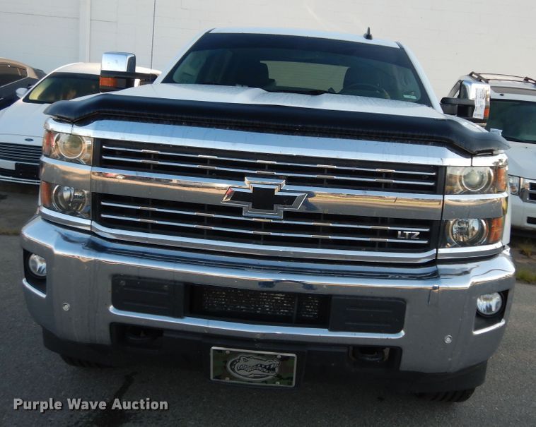 2016 Chevrolet Silverado 3500HD LTZ Crew Cab pickup truck in Junction ...