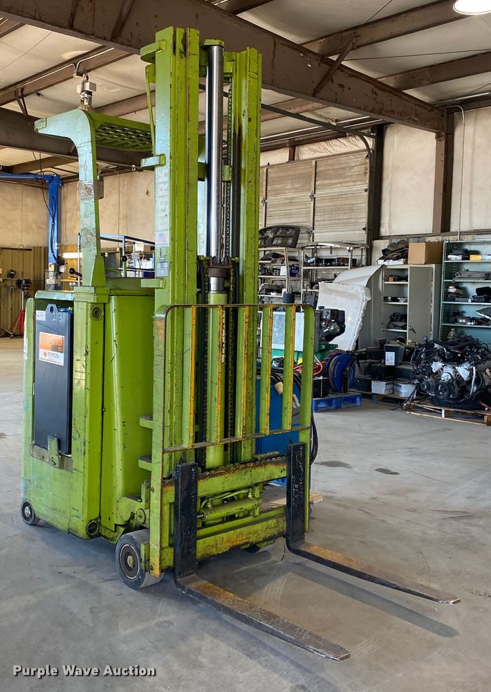 1980 Clark NST25 forklift in Collinsville, OK | Item JW9466 sold ...