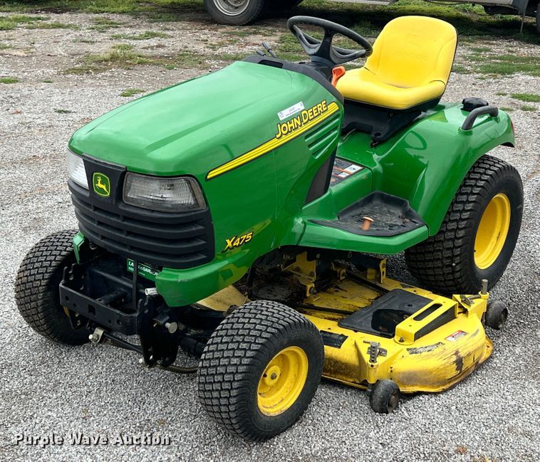 John Deere X475 lawn mower in Claremore, OK | Item JX9497 sold | Purple Wave