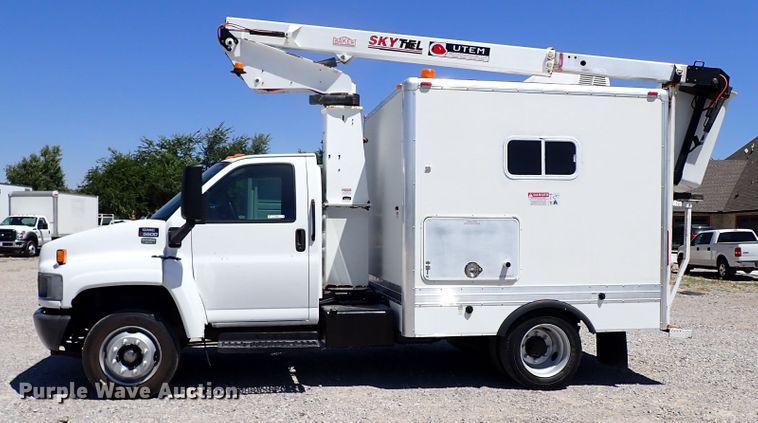 2006 GMC C5500 fiber optic splicing truck in Yukon, OK | Item LK9028 ...
