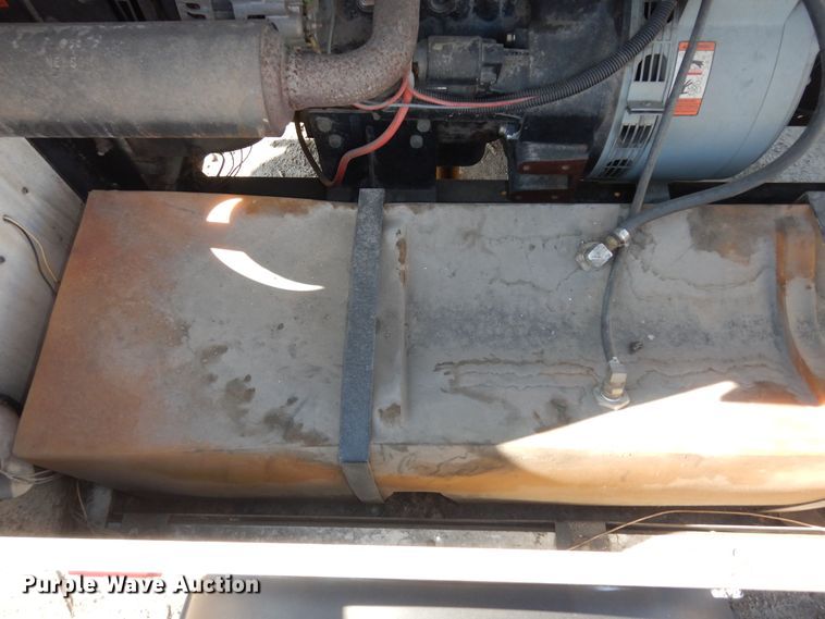 Magnum MLT4080MMH light plant in Topeka, KS | Item LR9859 sold | Purple ...