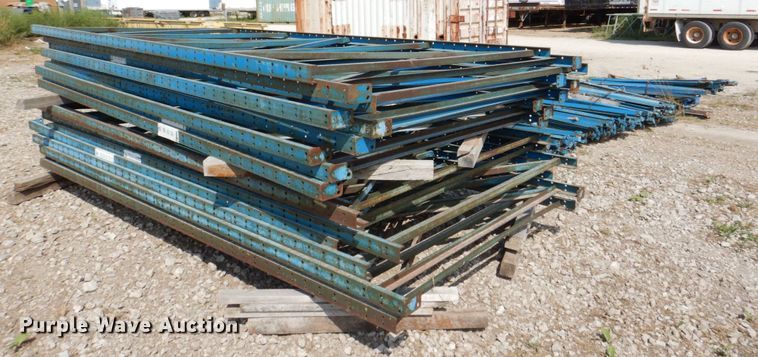 Pallet racking in Mount Pleasant, IA | Item MF9192 sold | Purple Wave