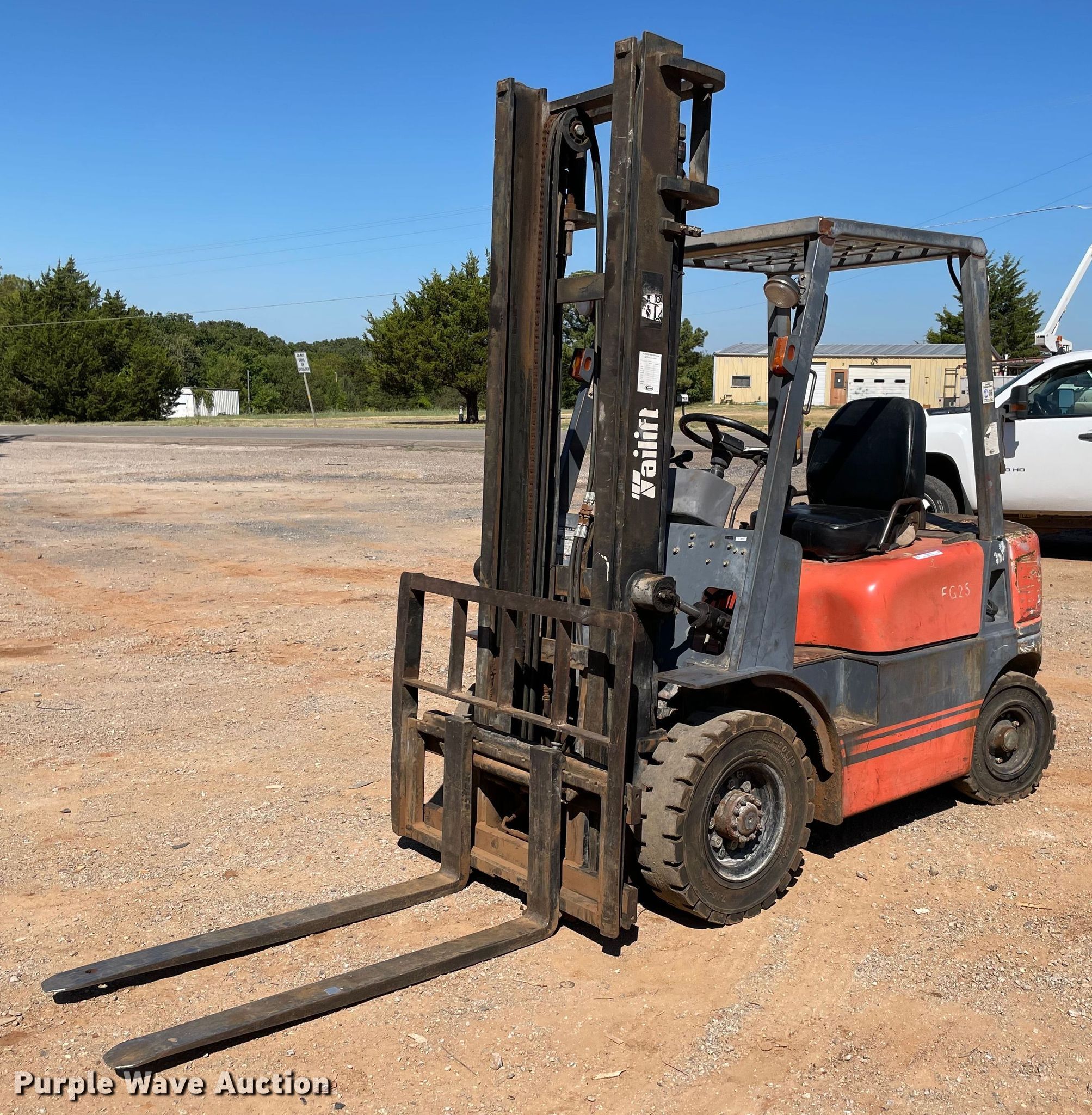 Tailift FG25 forklift in Pauls Valley, OK | Item KE9329 sold | Purple Wave