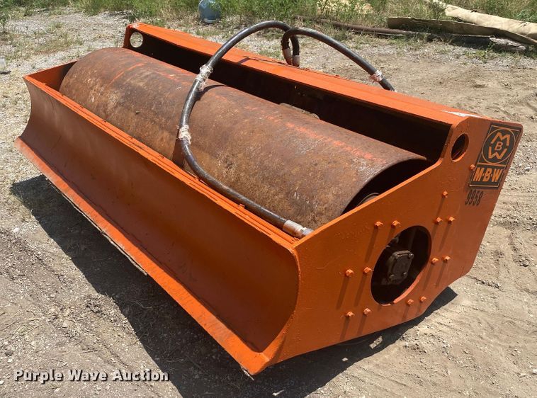 MBW 9958 skid steer roller in Bixby, OK | Item DK6396 sold | Purple Wave