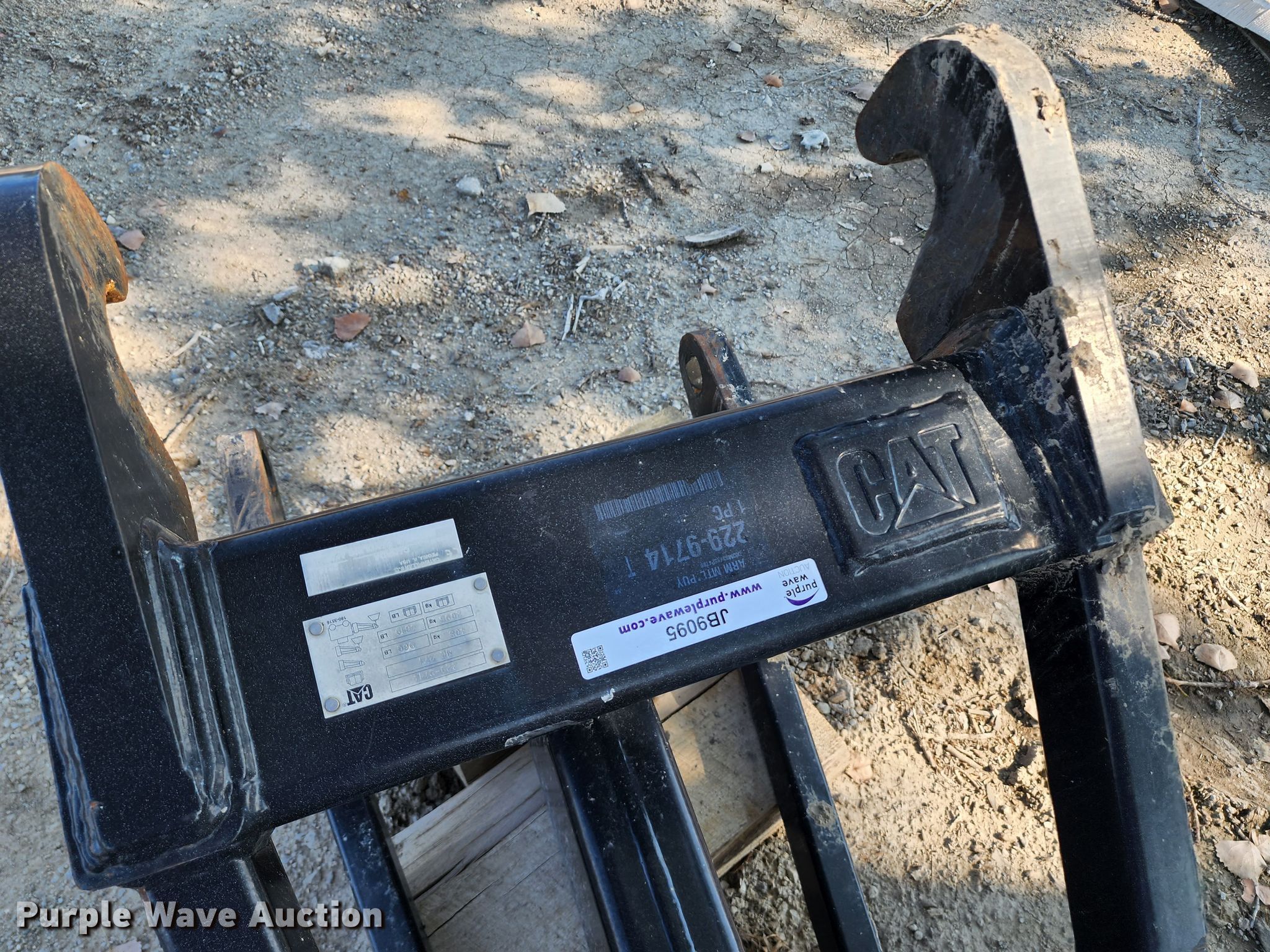 Caterpillar 229-9714 truss boom in Kansas City, MO | Item JB9095 sold ...