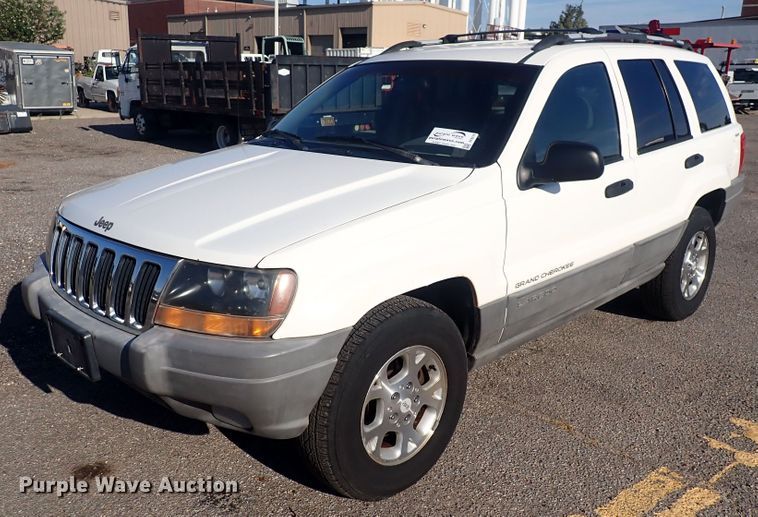 2000 Jeep Grand Cherokee Laredo SUV in Wichita, KS | Item DF8370 sold ...