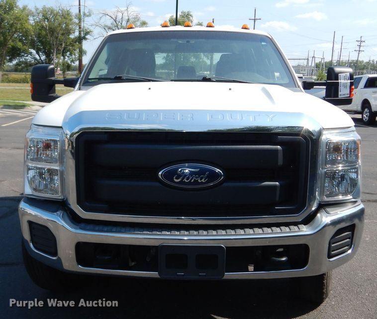 2015 Ford F350 Super Duty XL Crew Cab pickup truck in Manhattan, KS ...