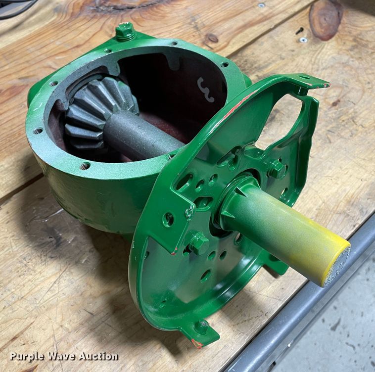 John Deere rototiller gear case assembly in Amarillo , TX | Item KM9947 ...