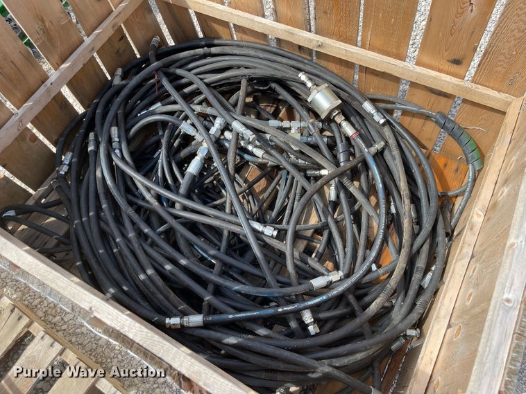 Hydraulic hoses in Assaria, KS | Item MU9132 sold | Purple Wave