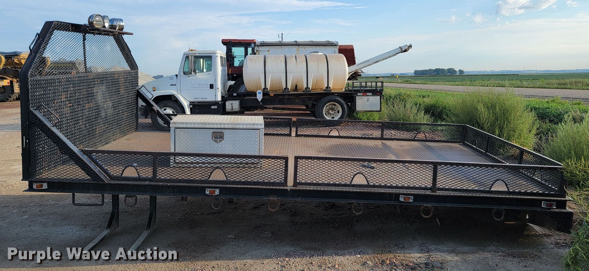 Steel flatbed in Gayville, SD | Item JC9632 sold | Purple Wave