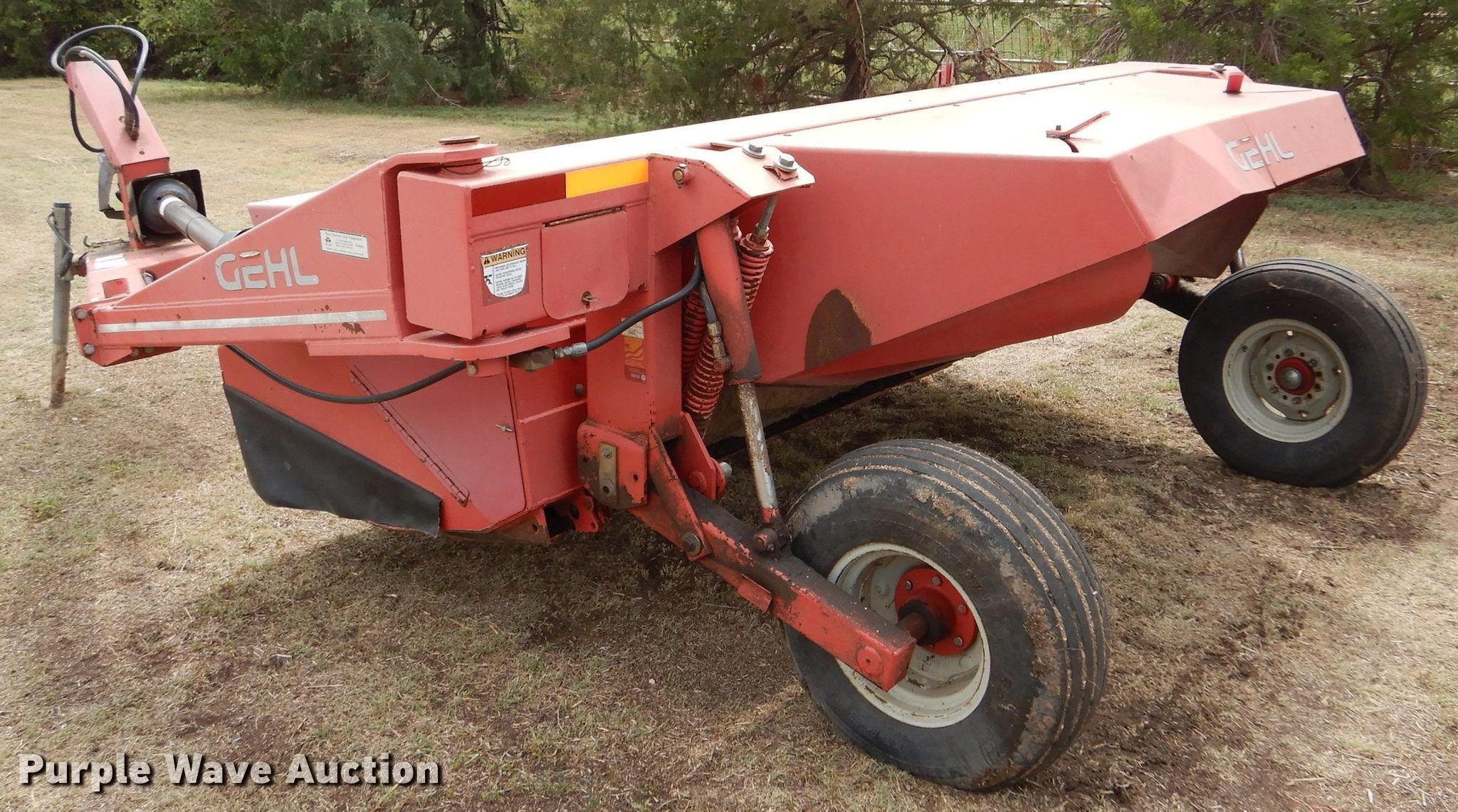 Gehl DC2345 windrower in Dodge City, KS | Item LB9914 sold | Purple Wave