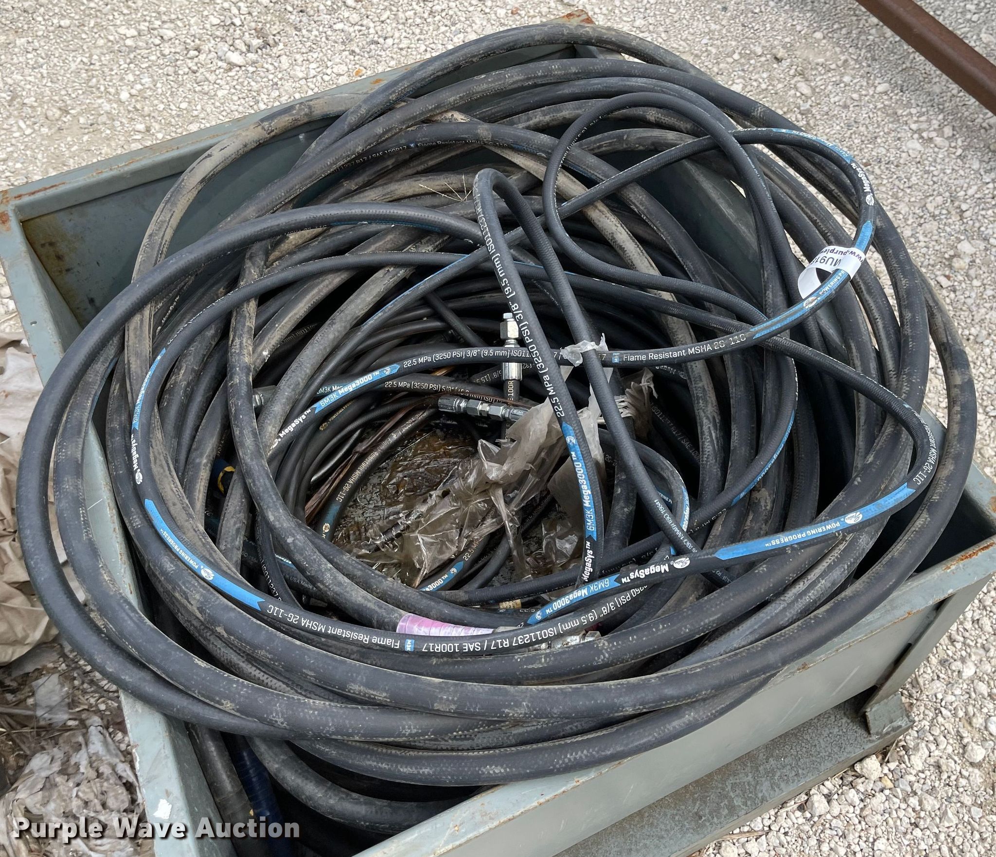 Hydraulic hoses in Assaria, KS | Item MU9181 sold | Purple Wave