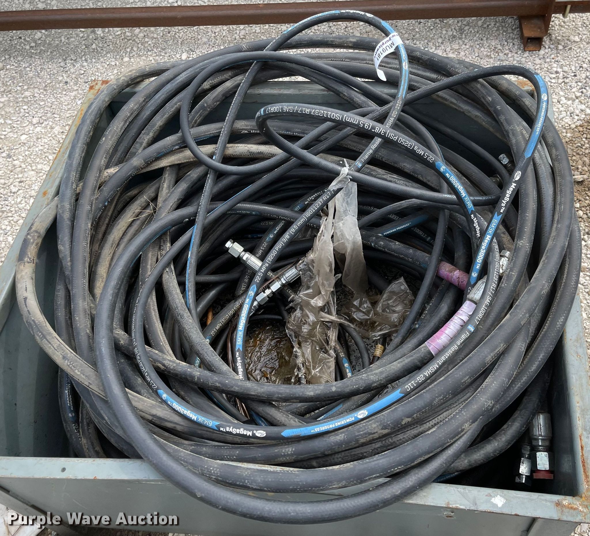 Hydraulic hoses in Assaria, KS | Item MU9181 sold | Purple Wave